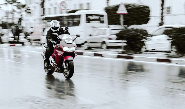 Les motocyclistes sensibilisés sur l’importance du port de casque à Sétif